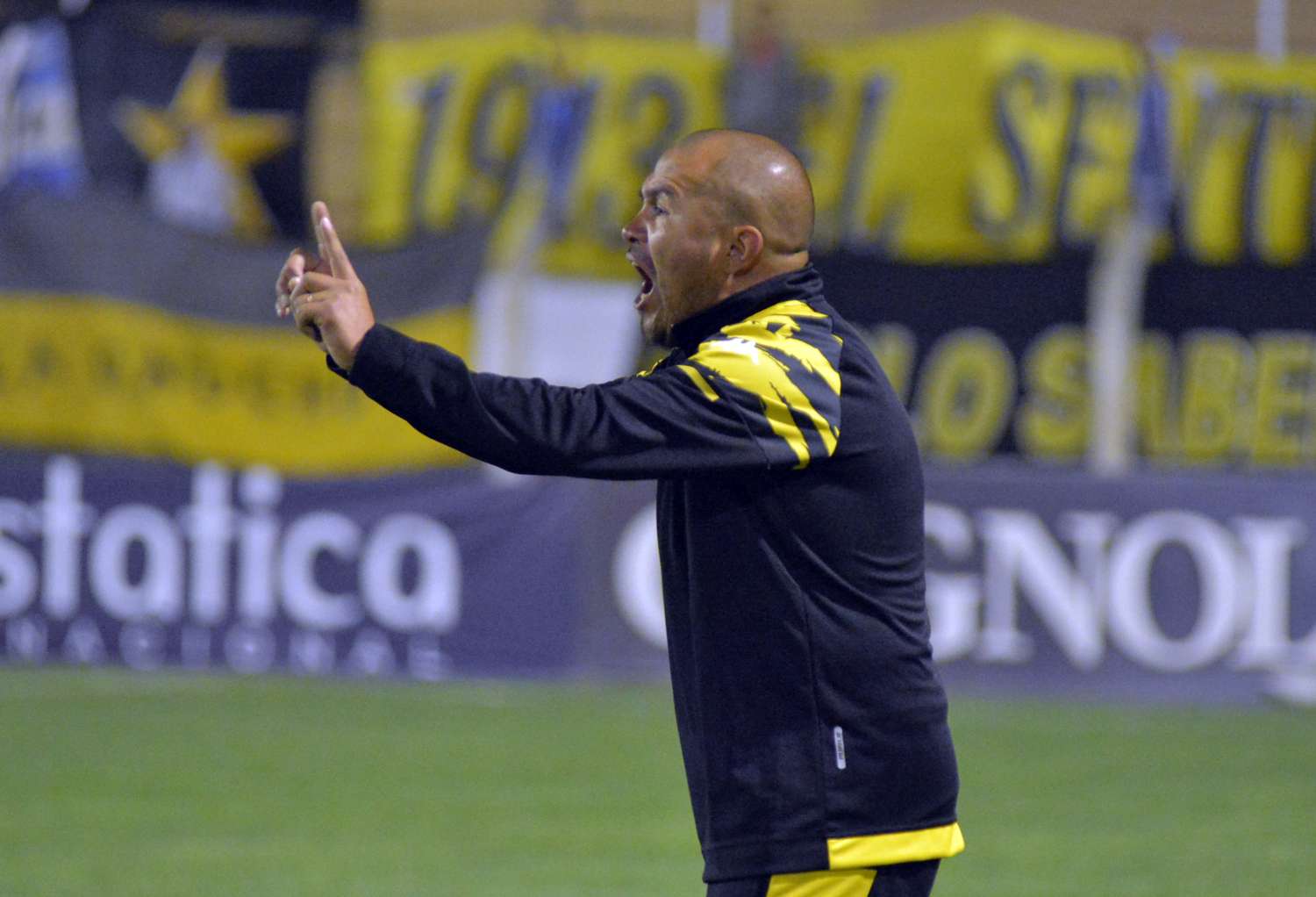 Jorge Sotelo, el técnico que sacó campeón a Santamarina luego de 12 años