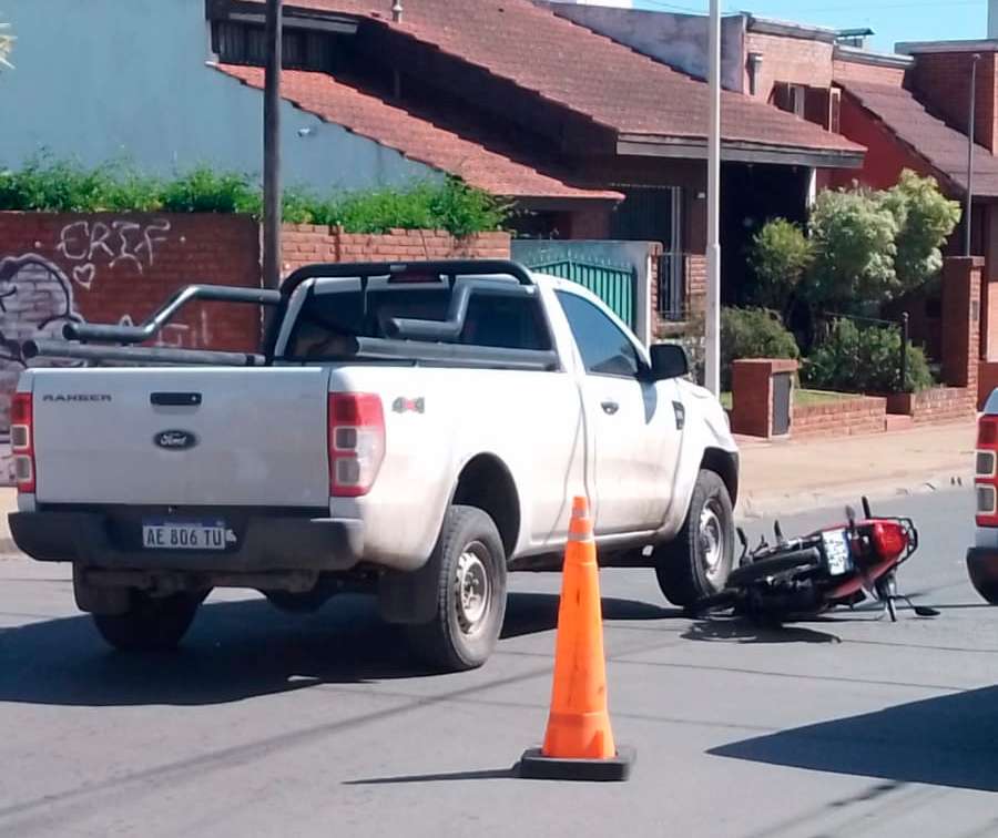 Un motociclista fue trasladado al Hospital tras un choque en Montiel y ... Un motociclista fue trasladado al Hospital tras un choque en Montiel y ...