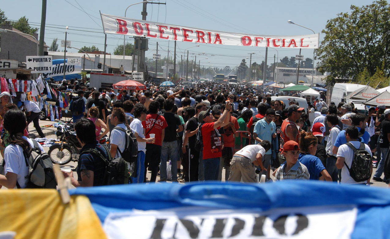 A un mes del recital del Indio Solari en Tandil: todo lo que tenés que ...