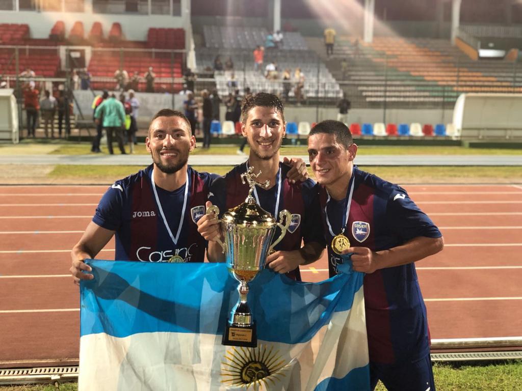 Título y ascenso para Deliso en Isla Guadalupe