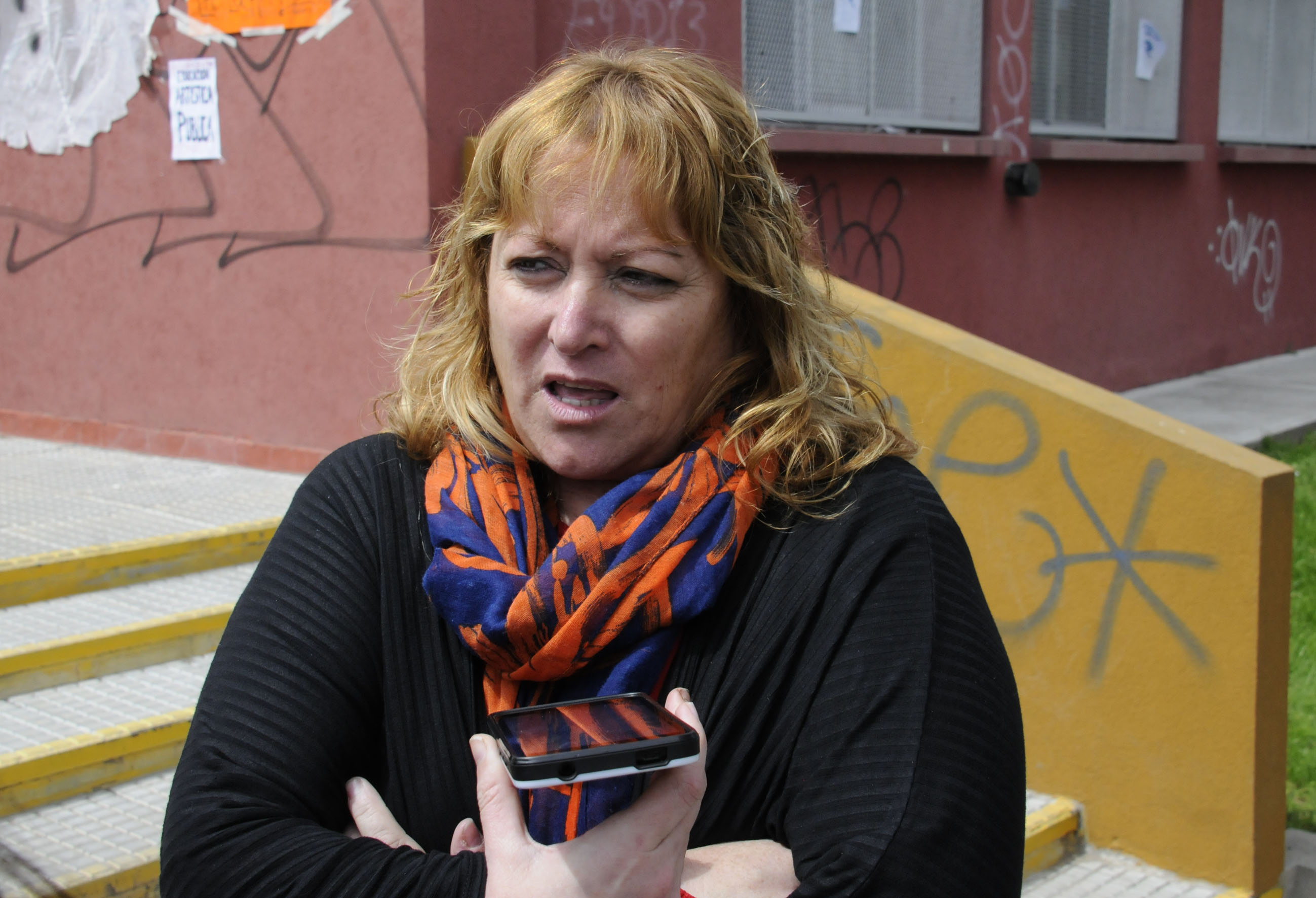 Avanza lentamente la obra en Polivalente y preocupan lo acotado de los ...