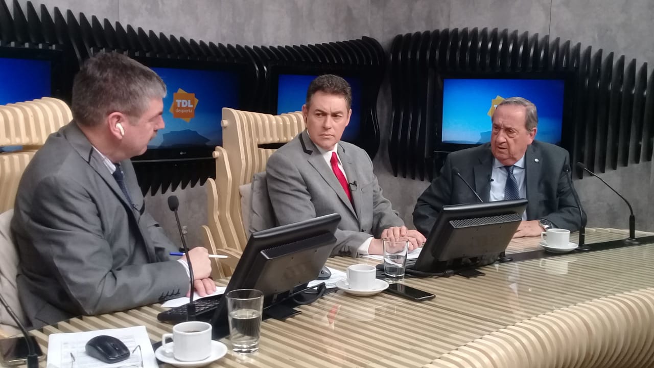 Dr Miguel Ángel Lunghi en el desayuno de Tandil Despierta