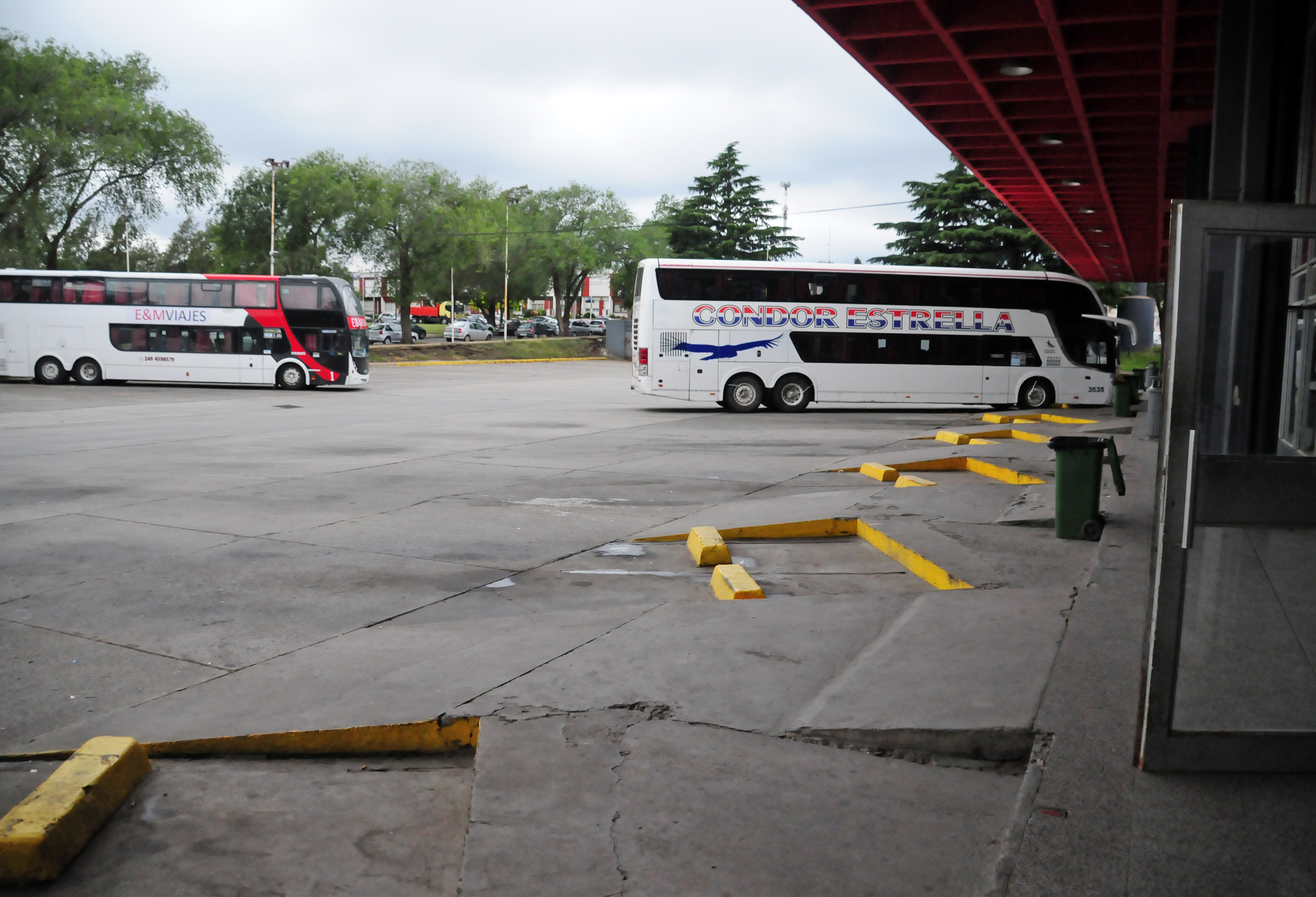 Los micros de larga distancia dejarán de tener un seguro obligatorio para riesgos de muerte e ...