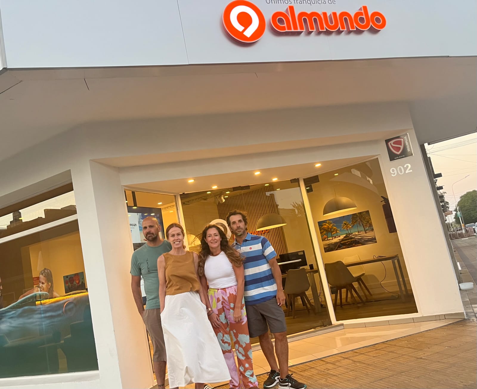 ALMUNDO: Dos amigas y una nueva opción para viajar en Tandil