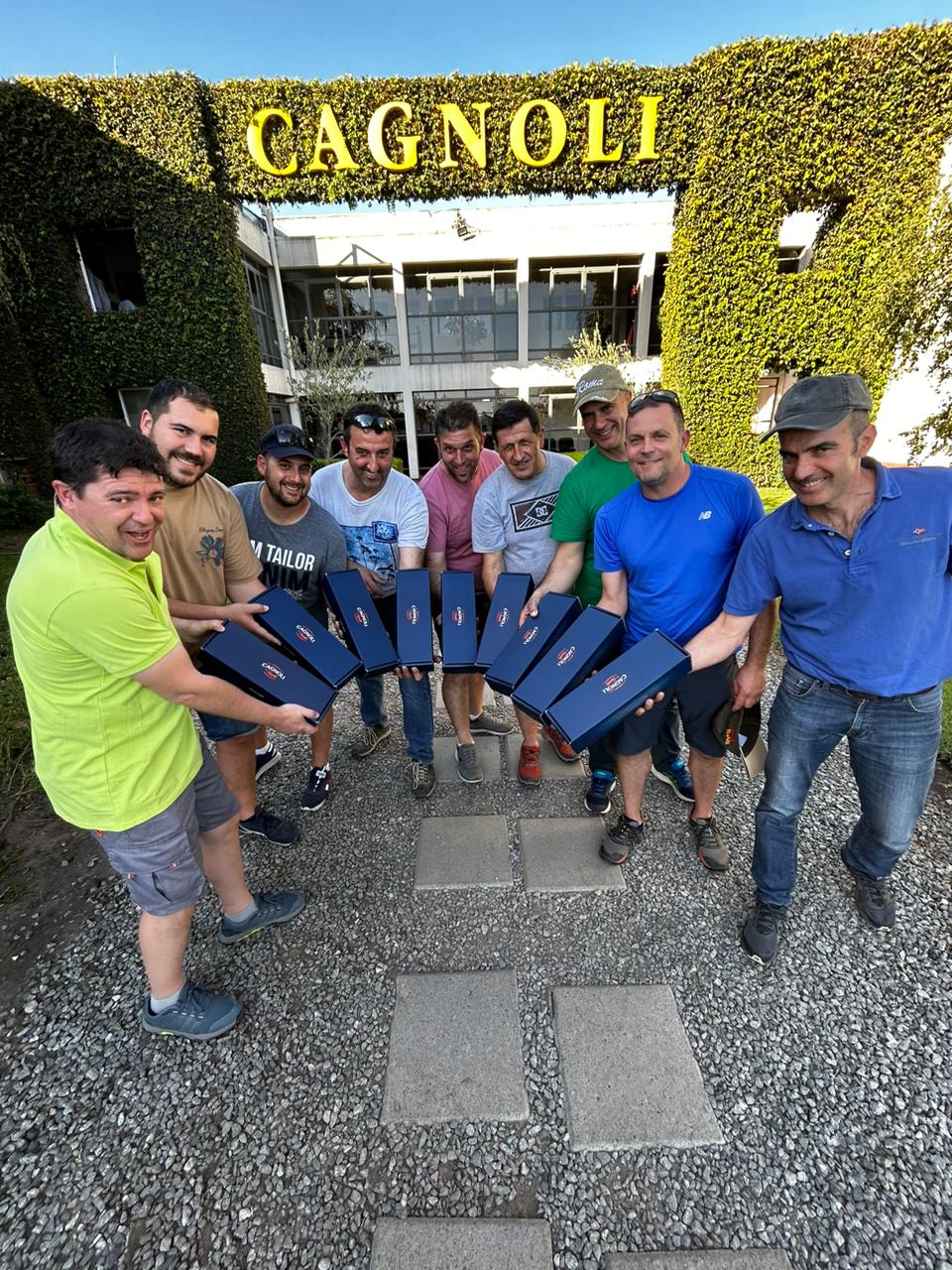 Productores porcinos españoles visitaron Tandil para conocer el ...