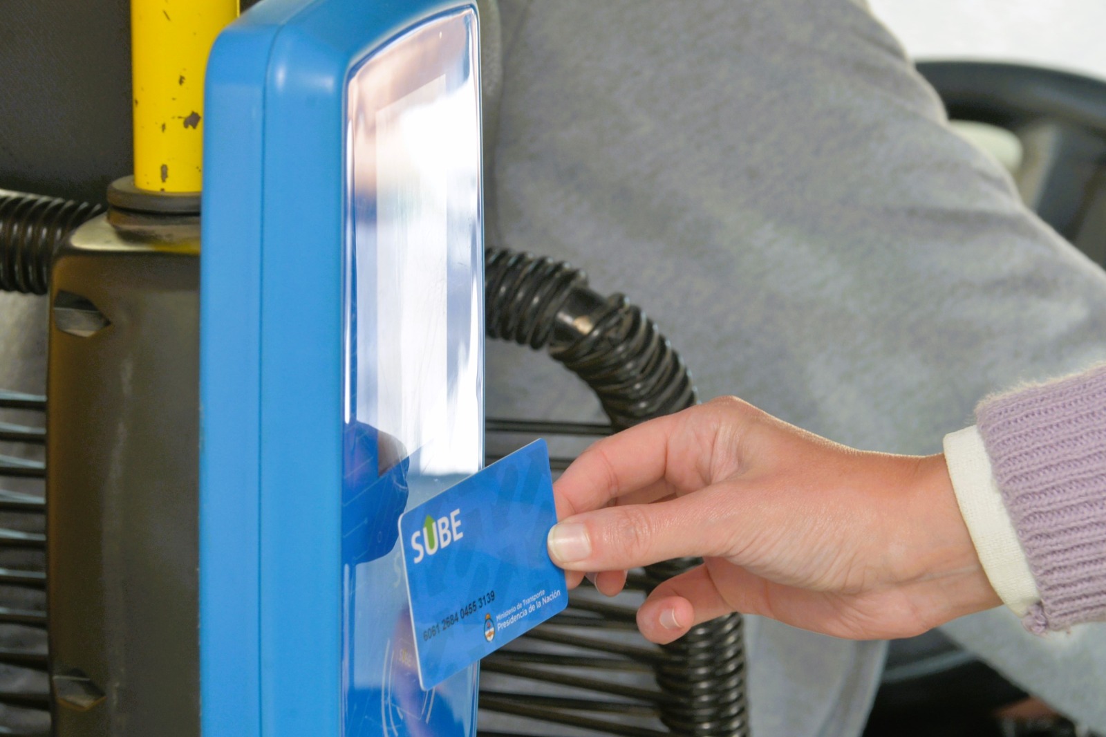 Desde el lunes entra en plena vigencia la tarjeta SUBE y la SUMO ...