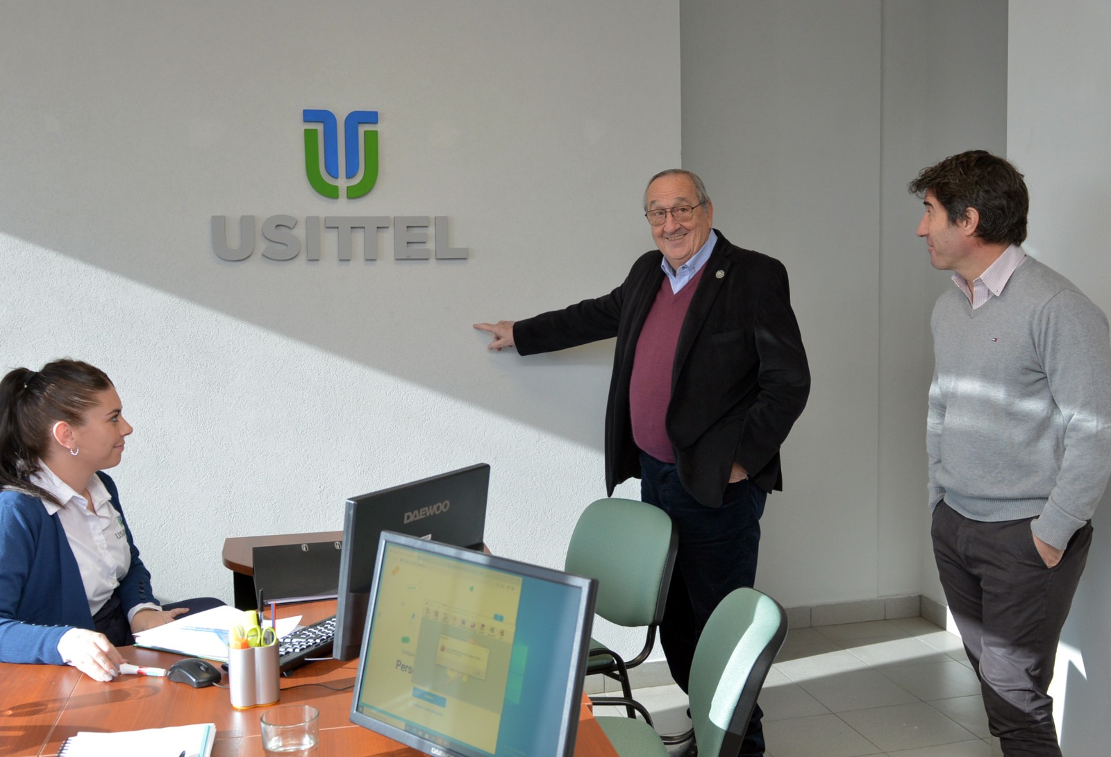 Lunghi y Civale inauguraron las oficinas de Usittel