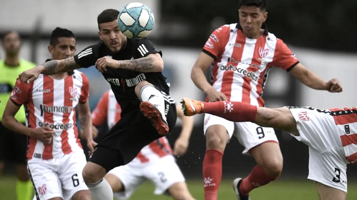 Riestra debuta en la Primera División ante Instituto