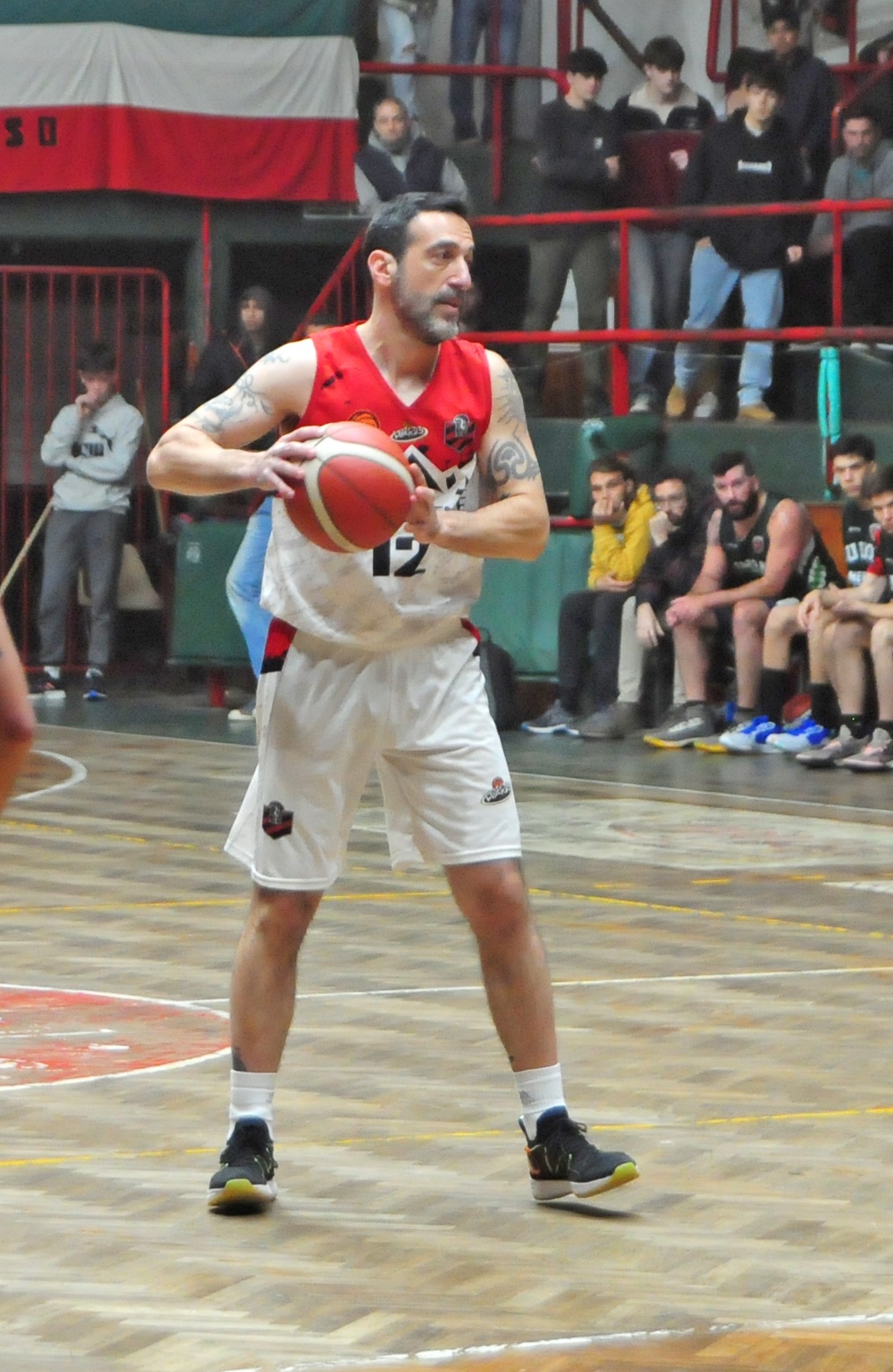 Independiente le hizo su homenaje a Andrizzi
