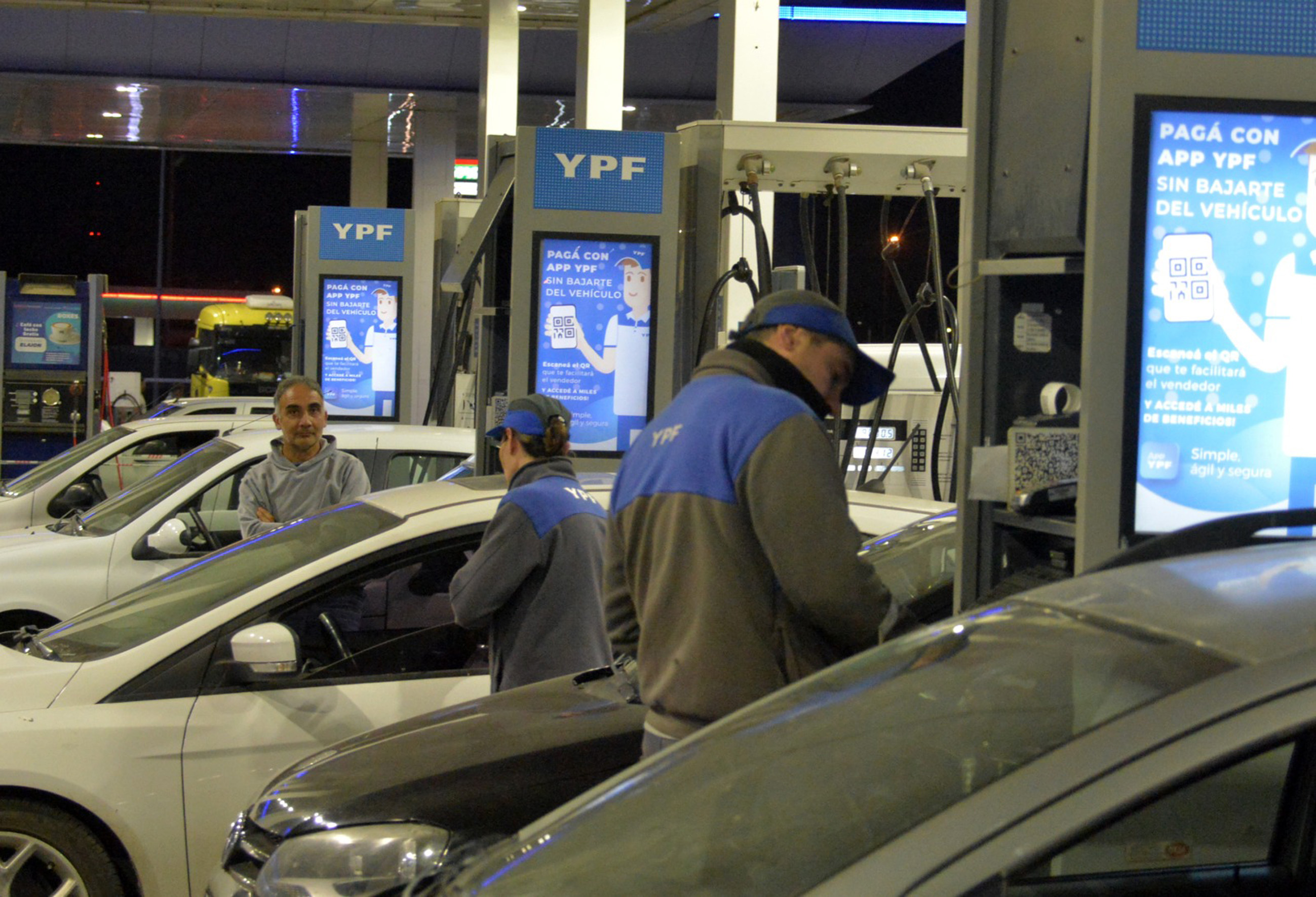 YPF confirmó que aumentará sus precios el viernes 3 de enero