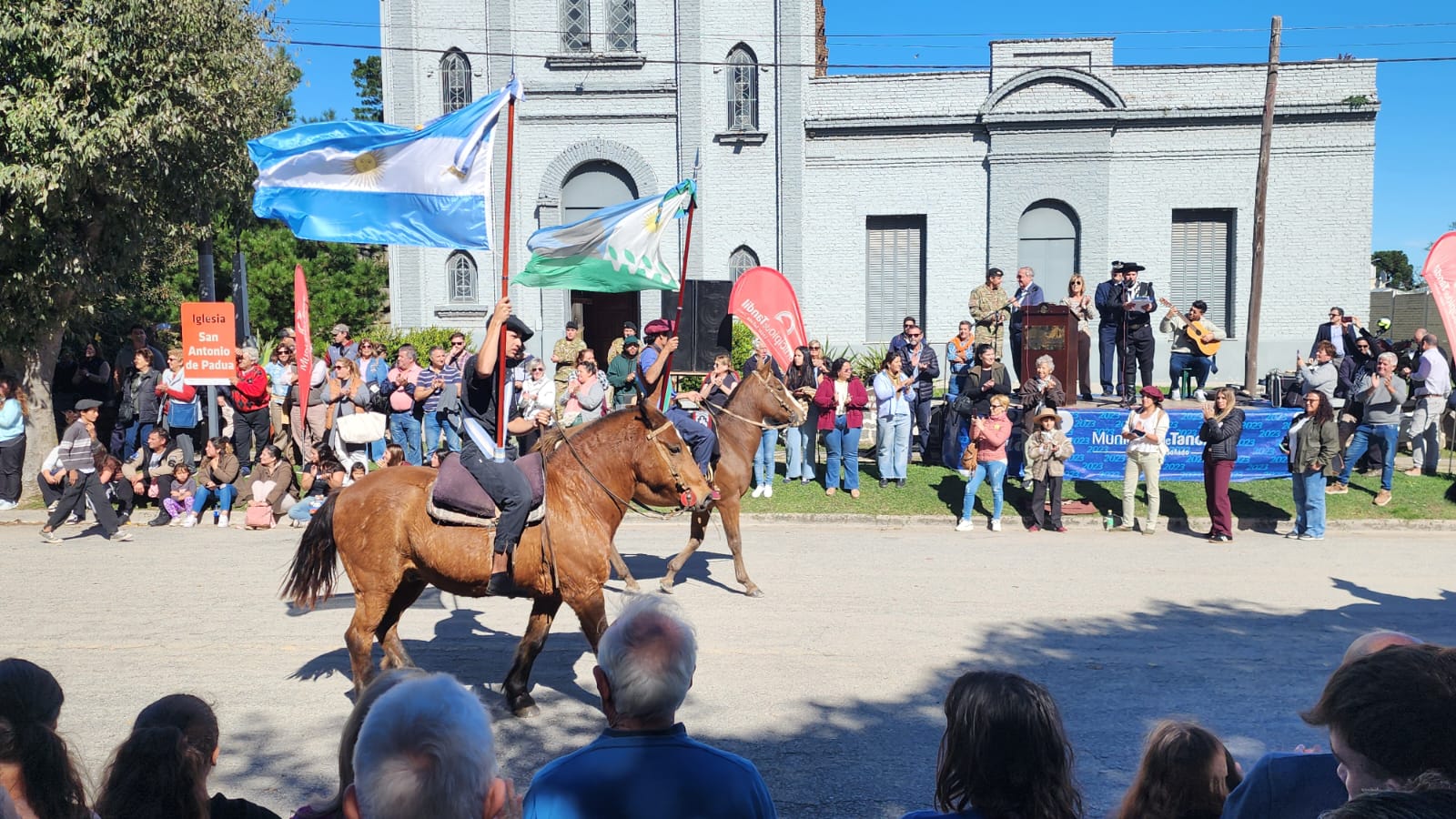 Qué lindo está el pueblo”: Gardey celebró 112 años