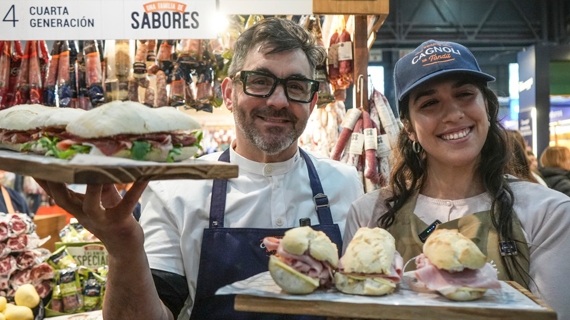 Cagnoli presente en Caminos y Sabores con la Sanguchería junto a Juan ...