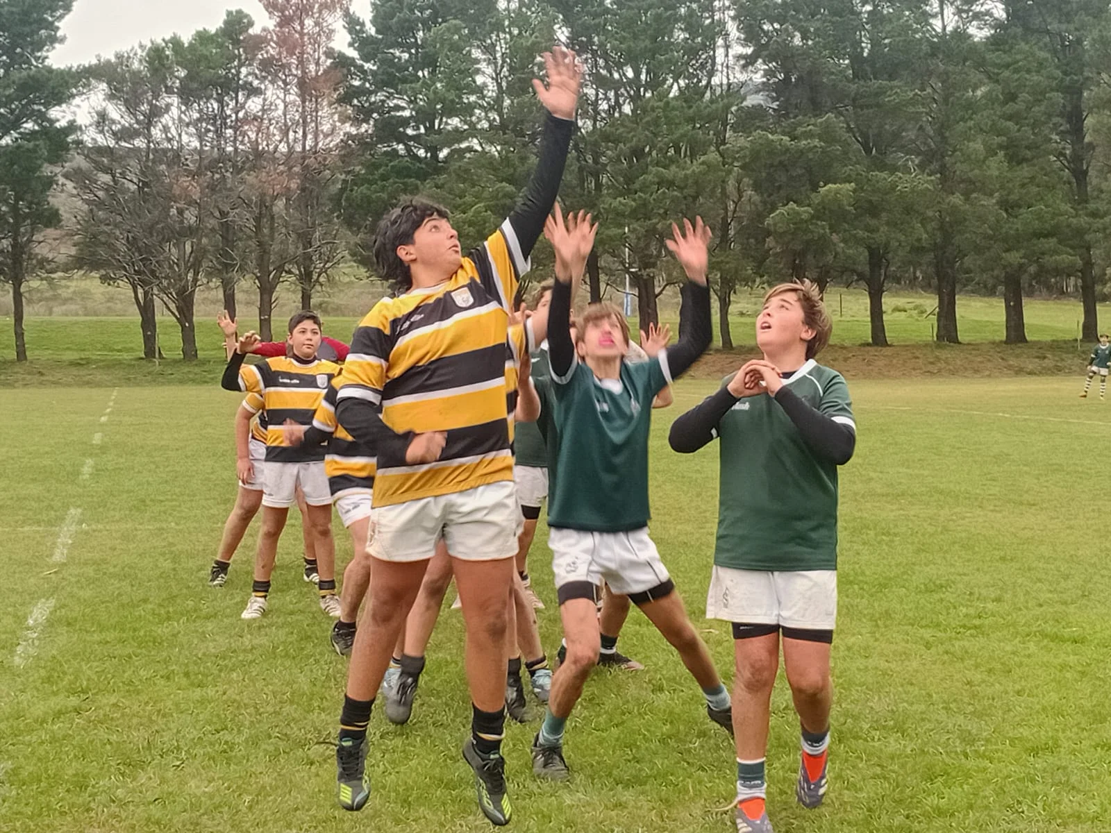 Los Cardos y Uncas tuvieron su gran partido en M13